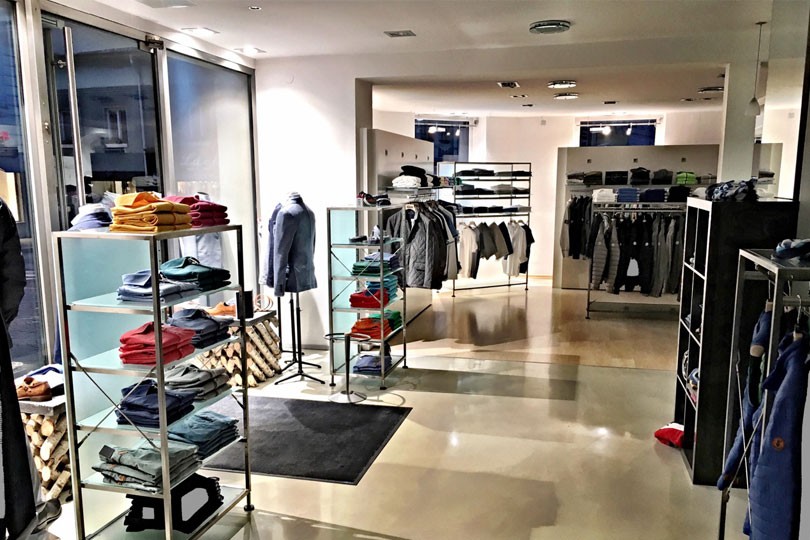 Fellinger - Abbigliamento Uomo Donna a Vöcklabruck | ShoppingMap.it